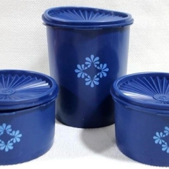 Tupperware | Kitchen | Vintage Tupperware Canister Set Of 3 | Poshmark